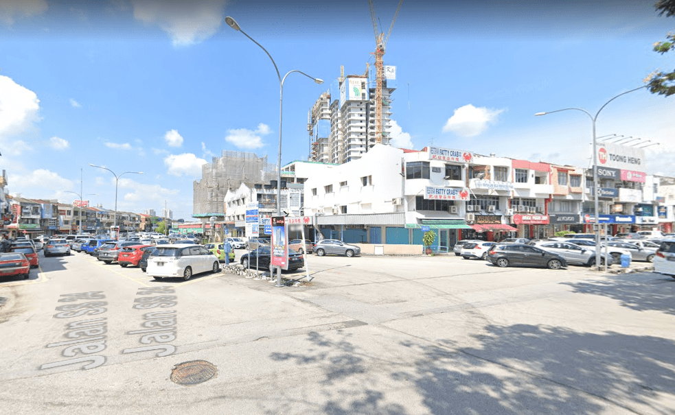 PETALING JAYA SERIES: SS24 Taman Megah - IpropFans